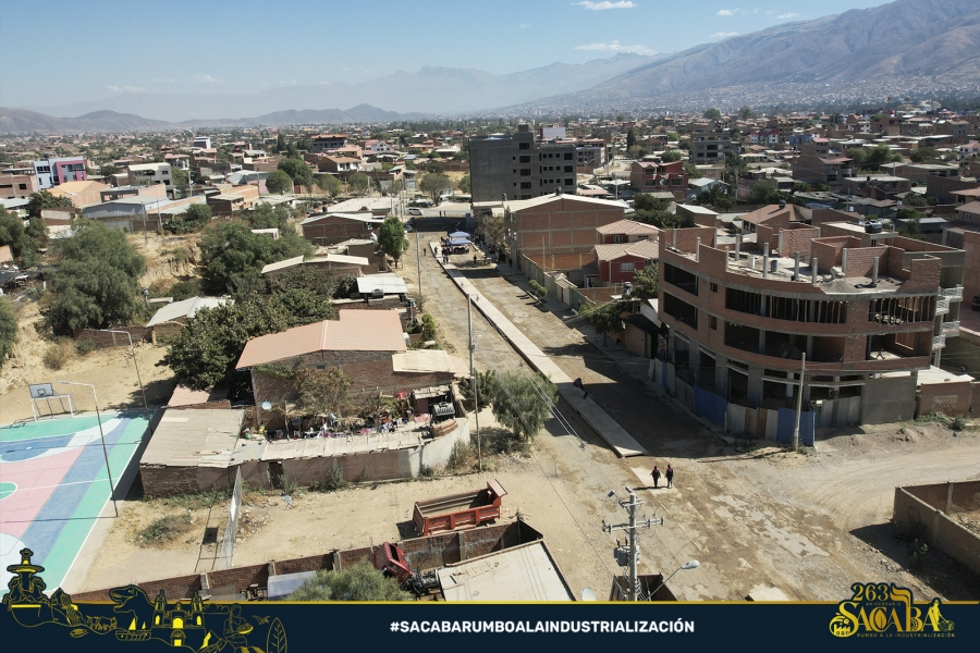 ALCALDE PEDRO GUTIÉRREZ VIDAURRE ENTREGA LA AMPLIACIÓN DEL DESAGÜE ...